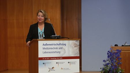 Grußwort der Staatsministerin des Auswärtigen Amtes, Cornelia Pieper ...